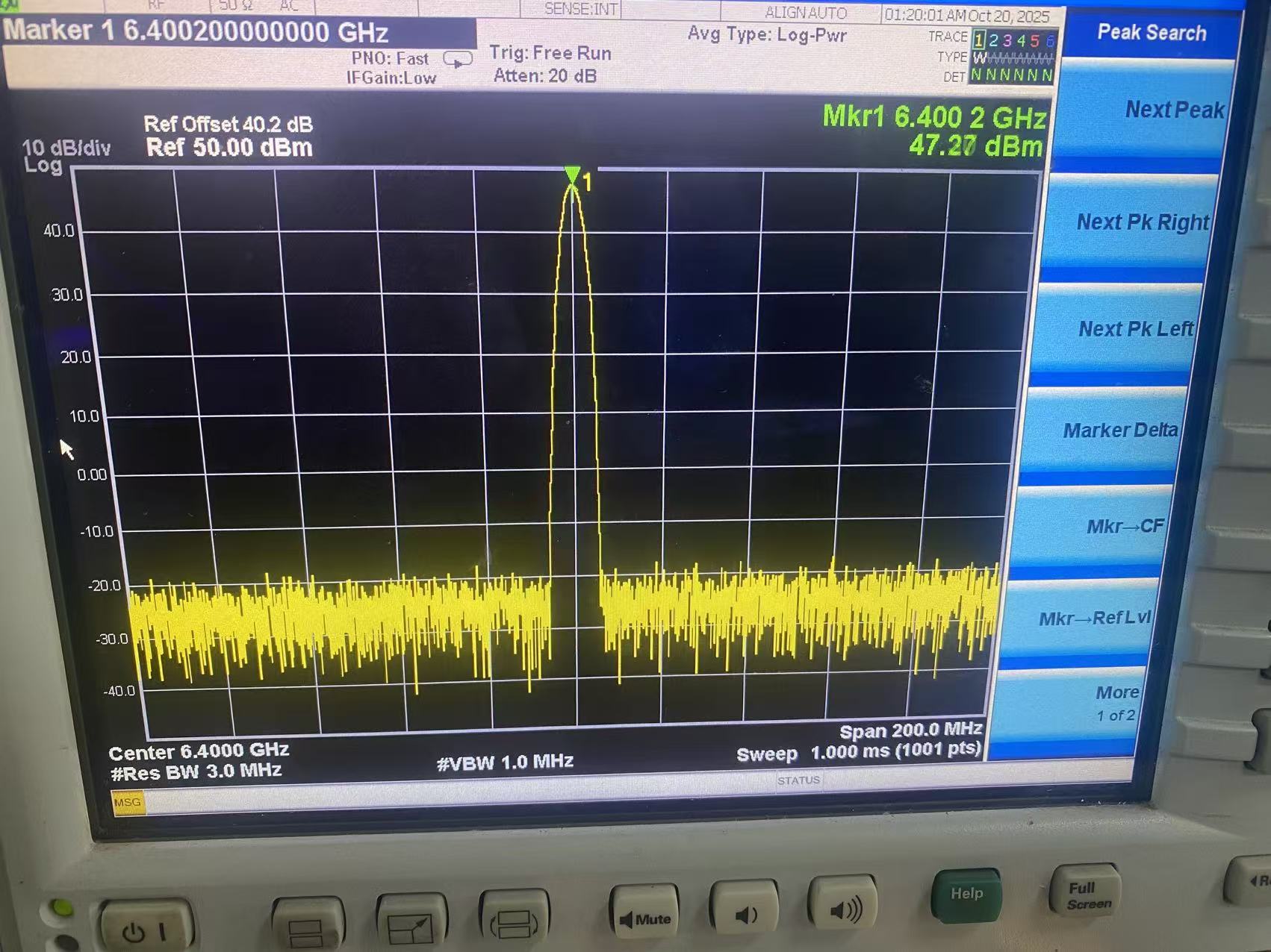 High gain bidirectional power amplifier both Transmission and Receivin ...